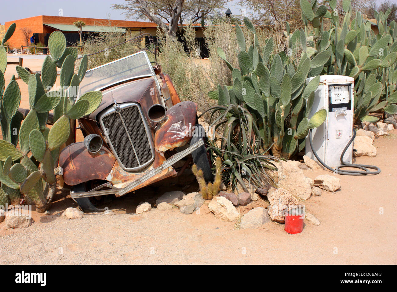Old car in Namibian desert Stock Photo - Alamy
