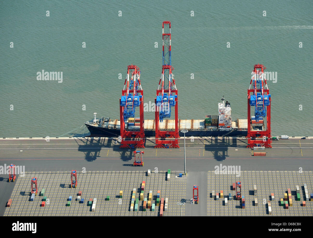 Aerial view of the JadeWeserPort in Wilhelmshaven at the Jade Bight ...