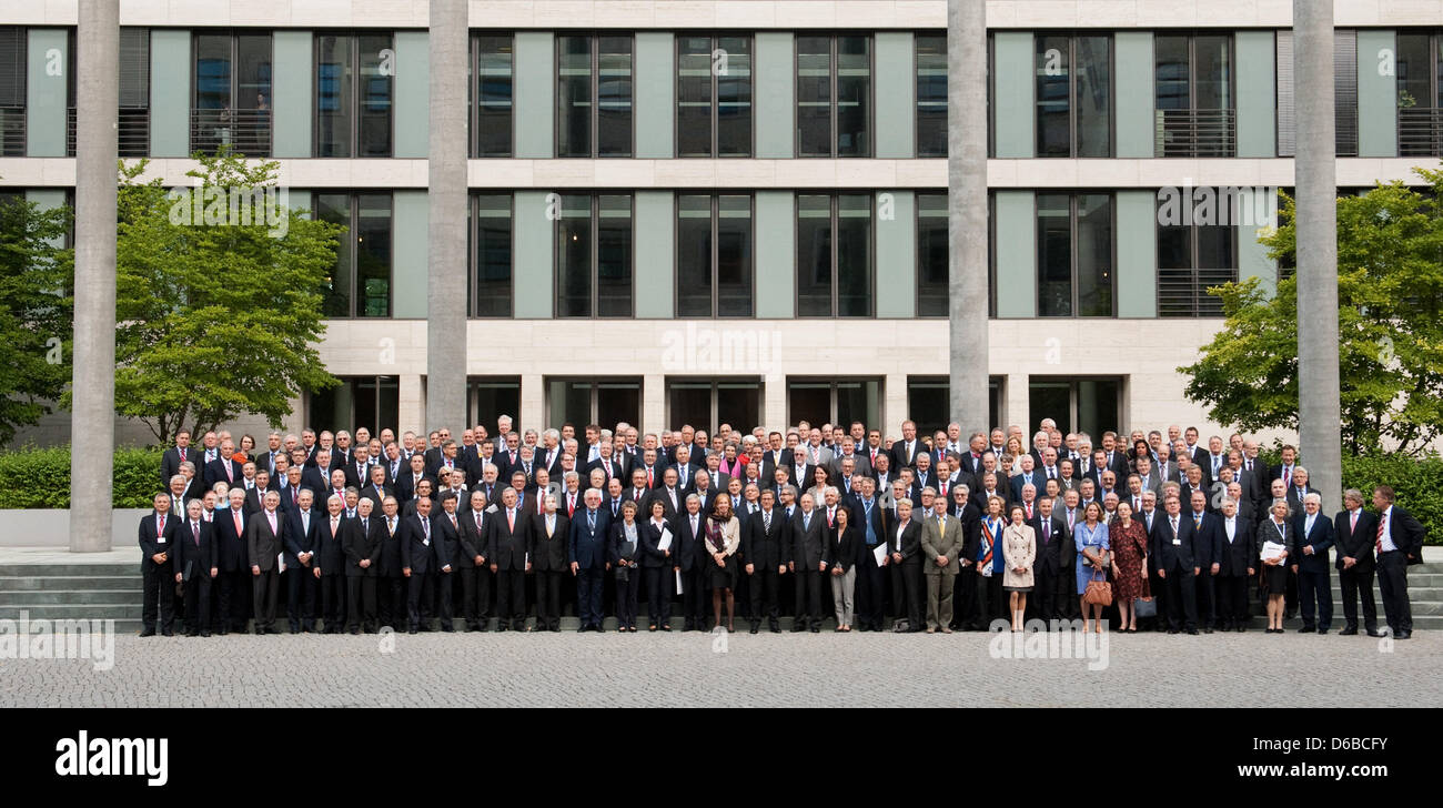 Around 200 ambassadors pose with German Foreign Minister Guido ...