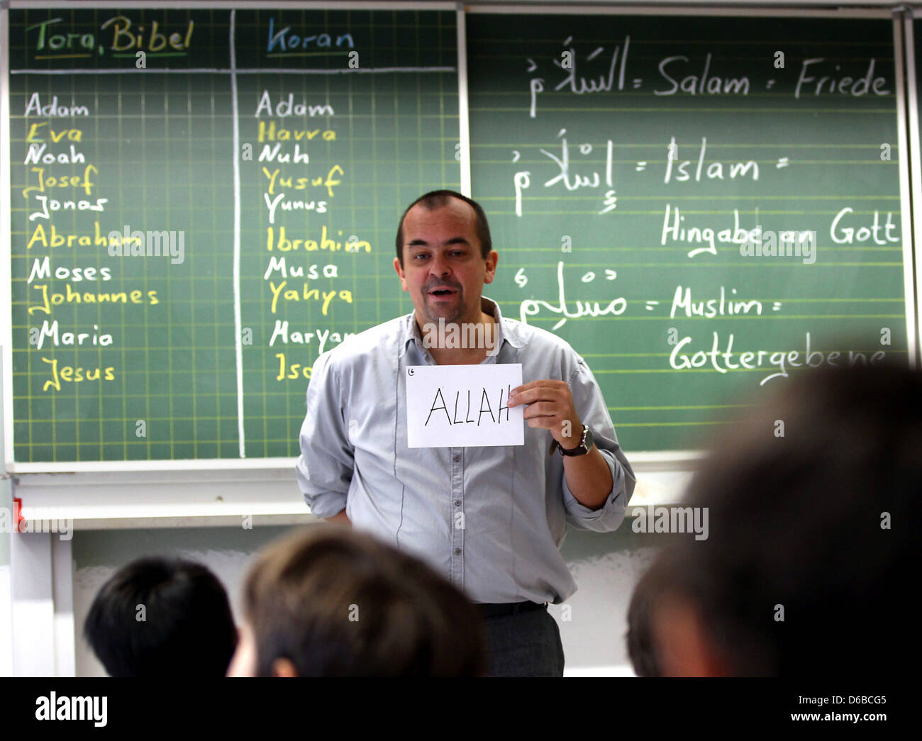 The teacher of religious education Ridwan Bauknecht gives an Islamic ...