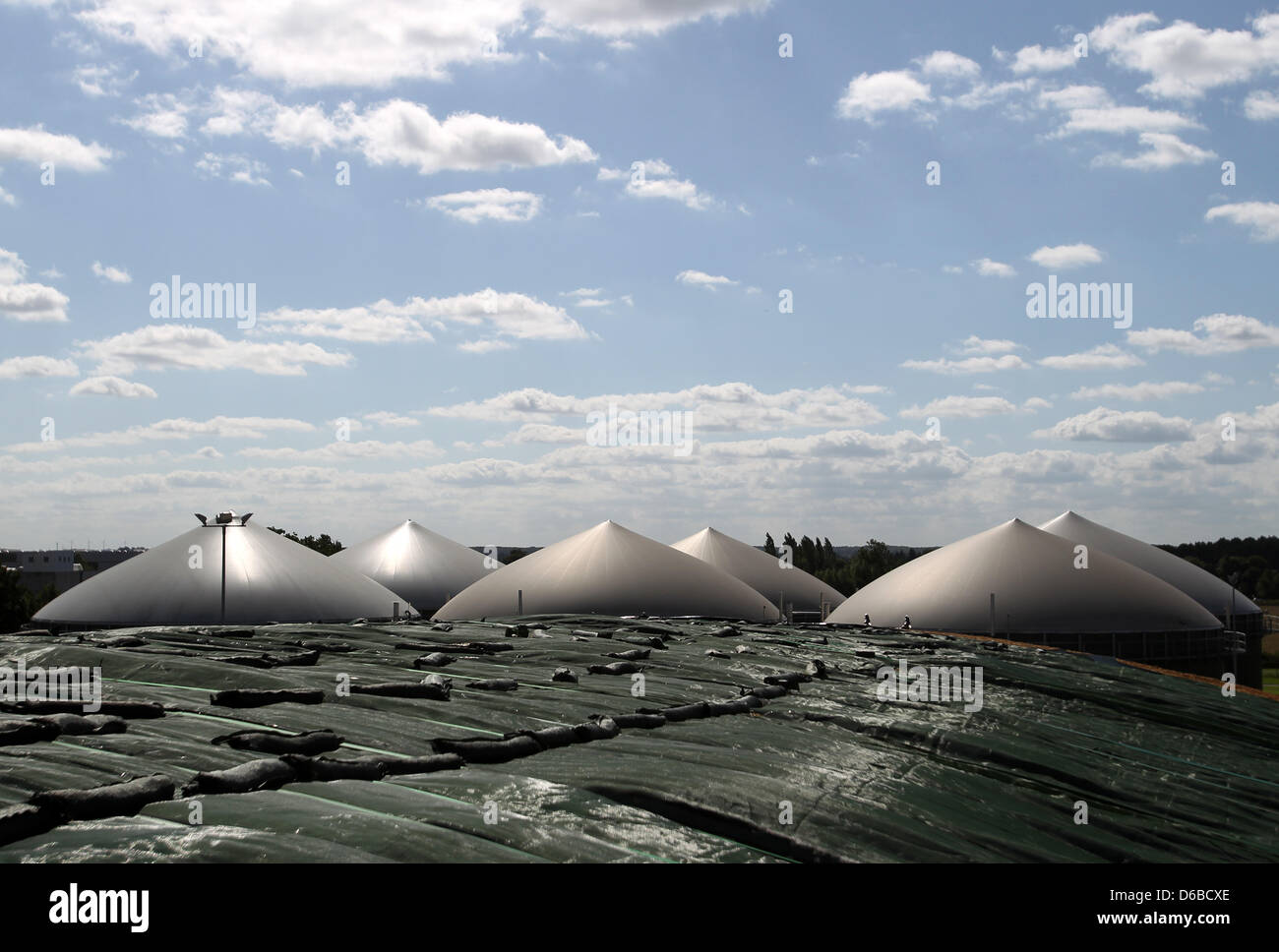 View of a biogas facility operated by 'Blumendorf Bio-Energie GmbH ...