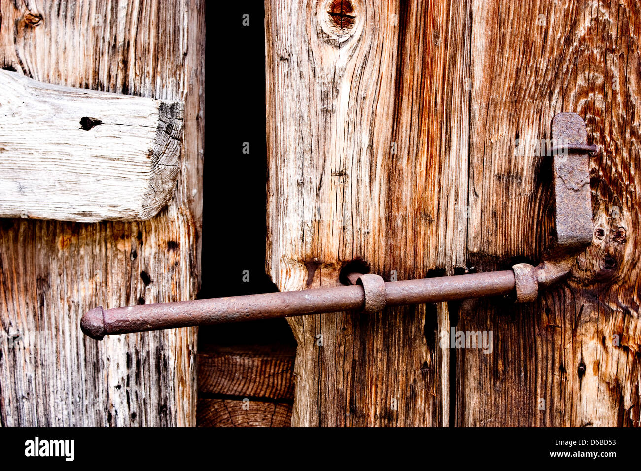 Locked drawer hi-res stock photography and images - Alamy