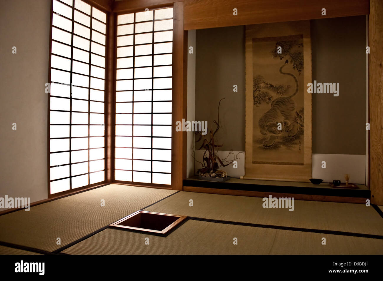 Traditional japanese living room hi-res stock photography and images ...