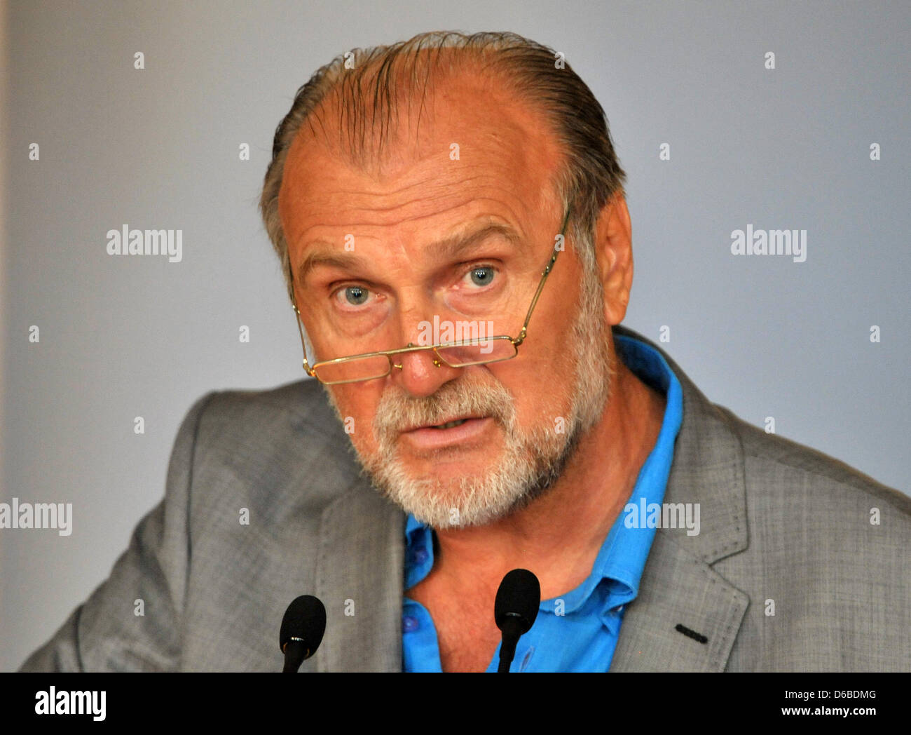 Karahasan hi-res stock photography and images - Alamy