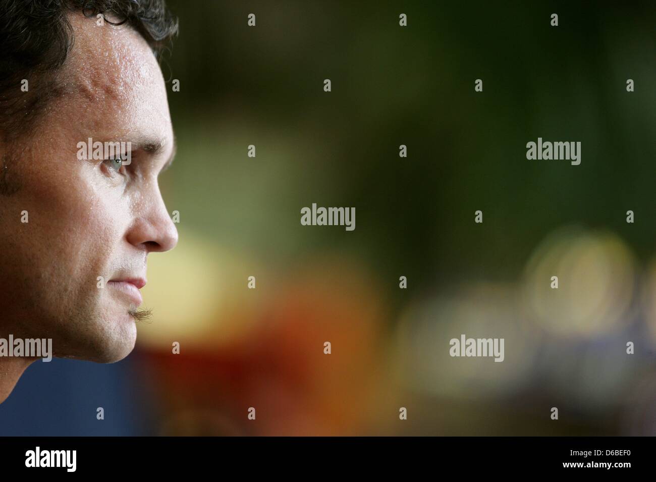 Australian boxer and IBF middleweight champion Daniel Geale trains at ...