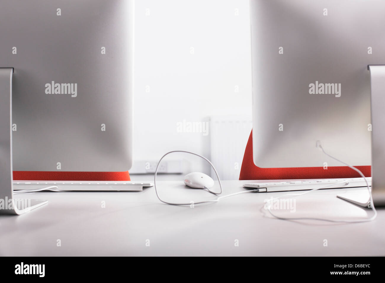 Chair table monitor keyboard mouse hi-res stock photography and images ...