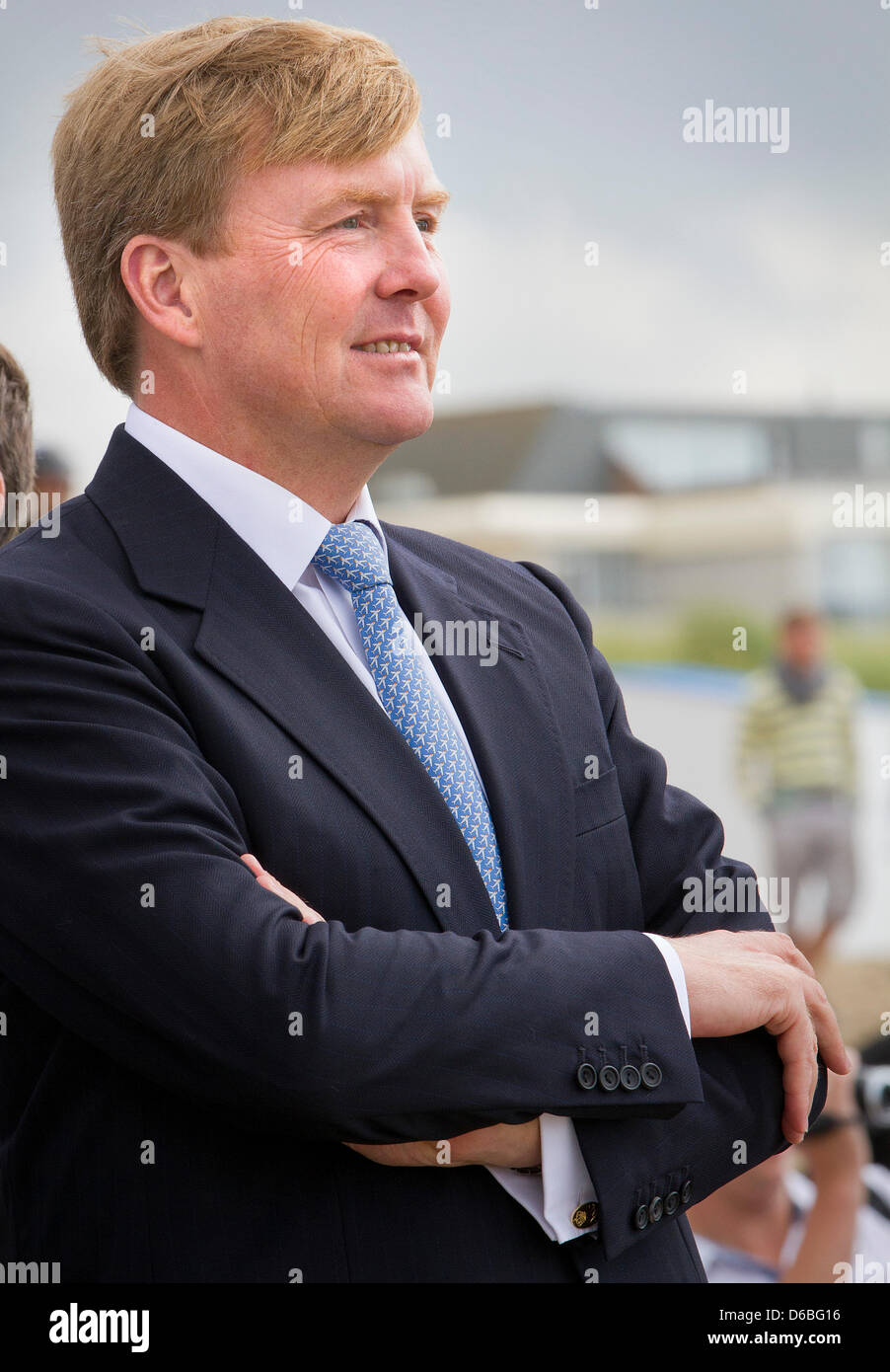 Prince Willem-Alexander of The Netherlands welcomes astronaut Kuipers ...