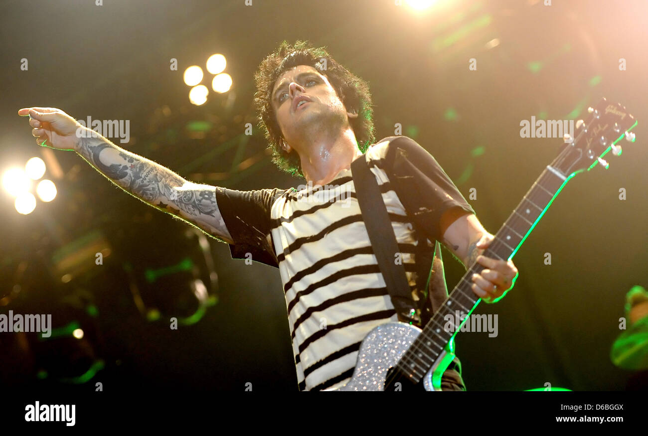Singer Billie Joe Armstrong of the US band Green Day performs on stage ...