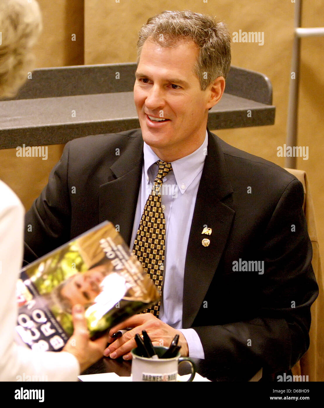 Senator scott brown hi-res stock photography and images - Alamy