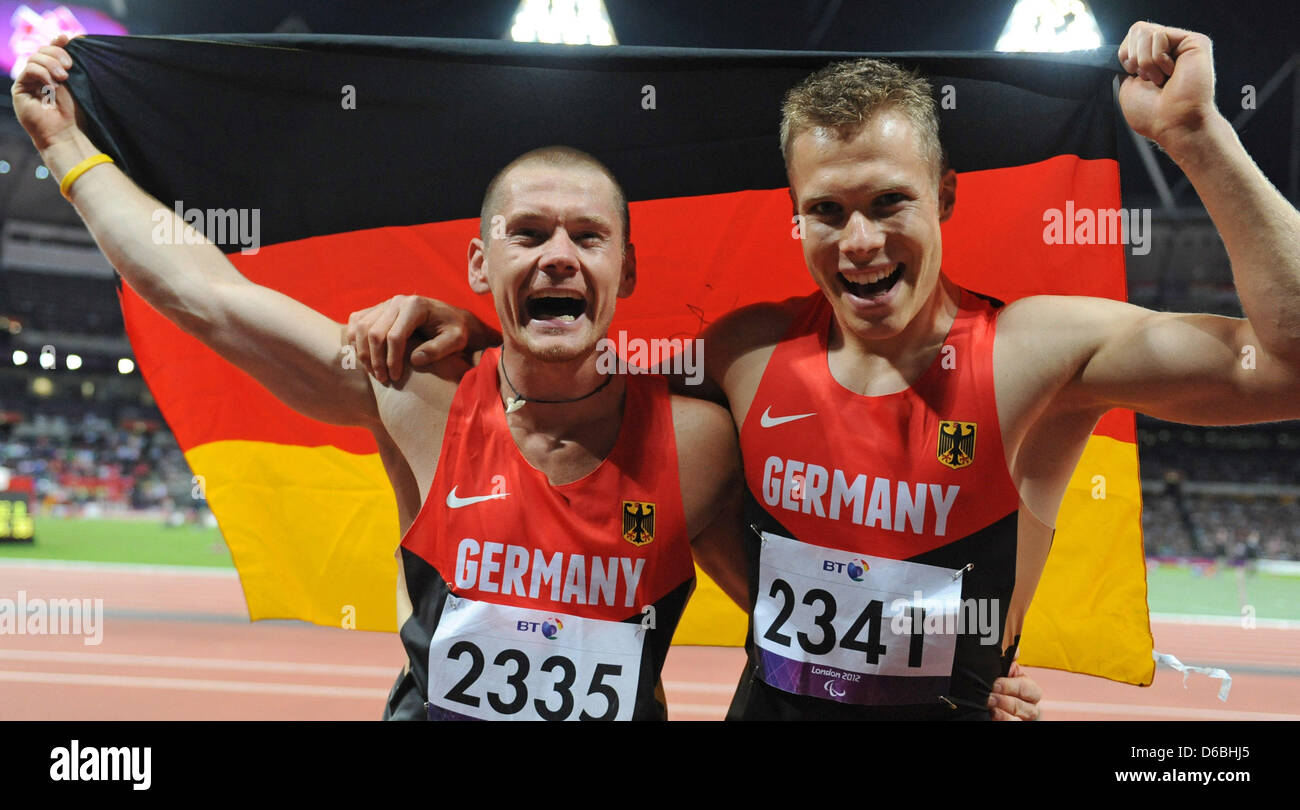 Gold medalist Markus Rehm (r) and Silver medalist Wojtek Czyz of ...