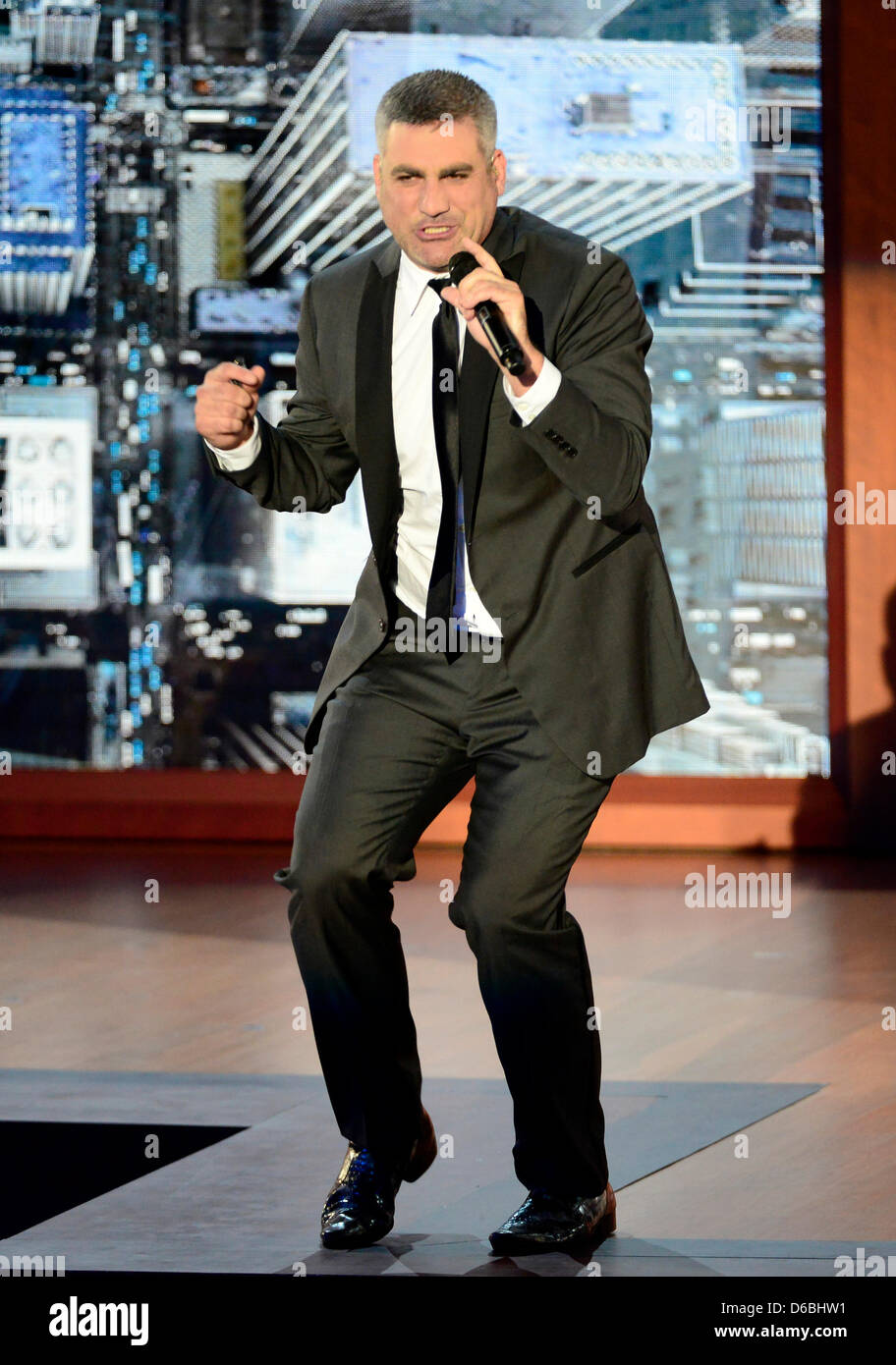 Taylor hicks hi-res stock photography and images - Alamy