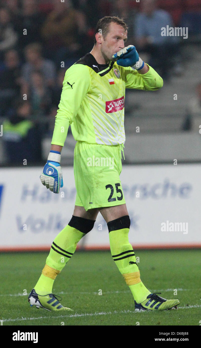 Slask's goalkeeper Marian Kelemen gestures during the UEFA Europa ...
