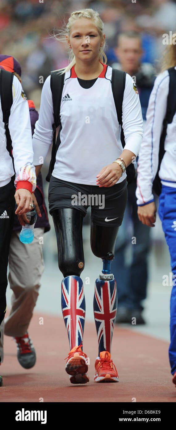 Vanessa Low of Germany walks with her "Union Jack" - prosthesis after ...