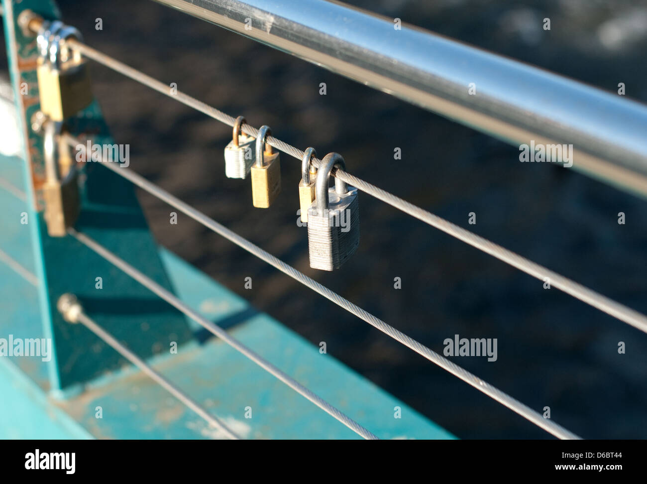 Love locks on the bridge over the river Wye in Bakewell, Derbyshire ...