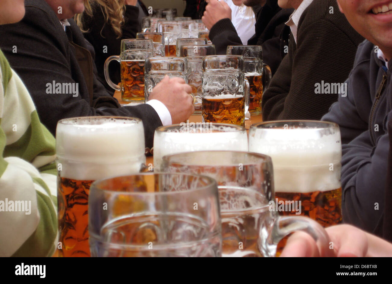 beer,beer glass,oktoberfest,beer bench Stock Photo - Alamy