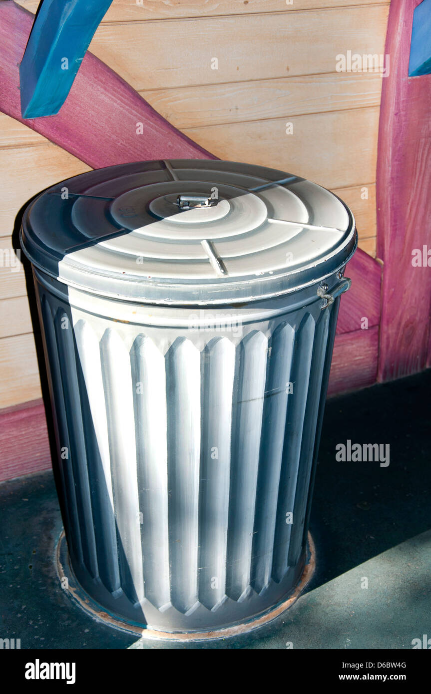 Trash container hi-res stock photography and images - Alamy