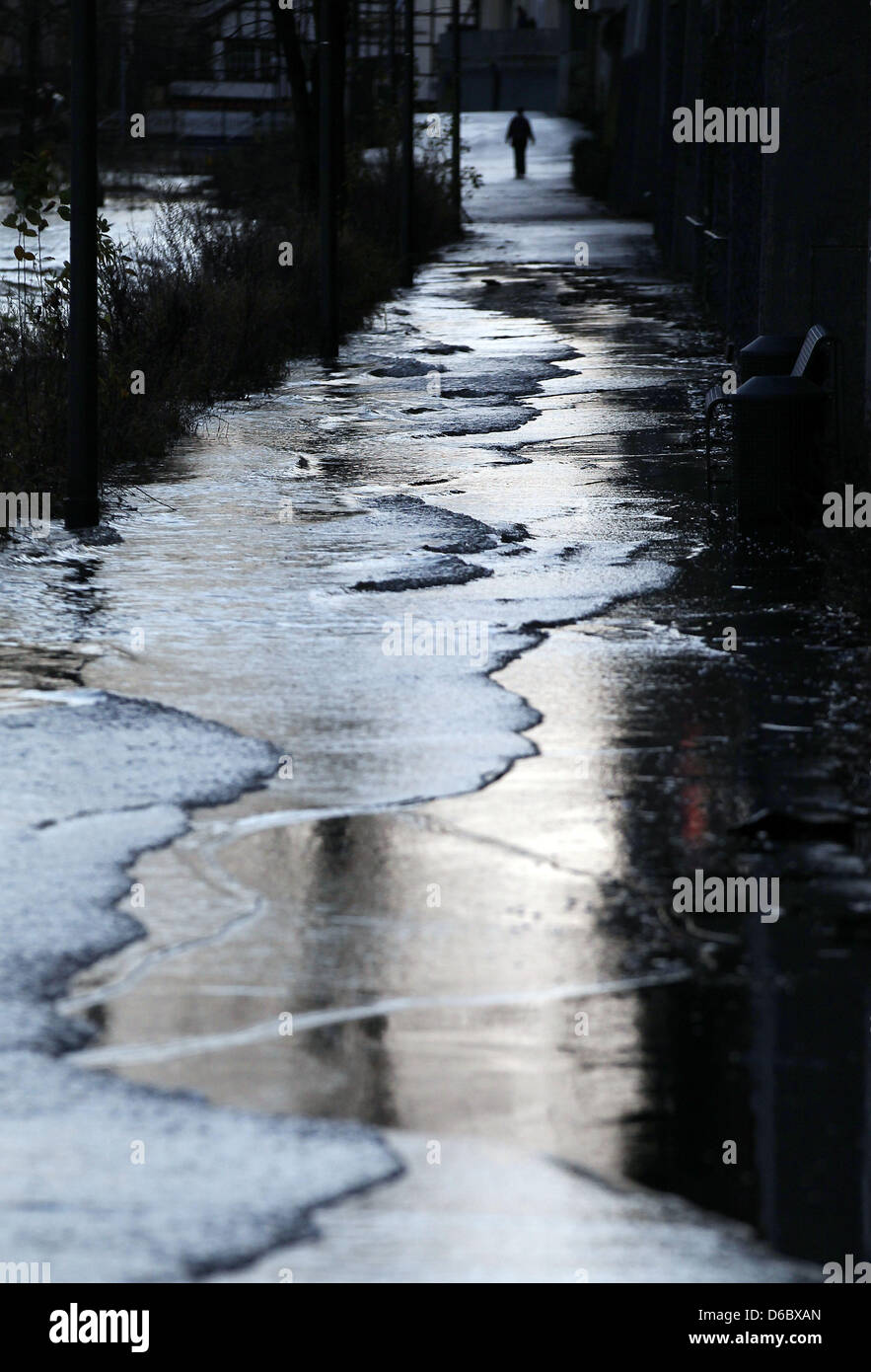 The Rhine floods a riverside path in Cologne, Germany, 04 January 2012 ...