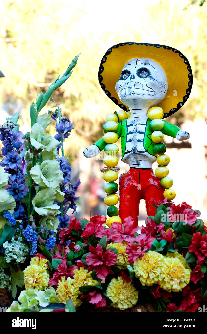 Skeleton Mexican Scull Folk Death Art Stock Photo - Alamy