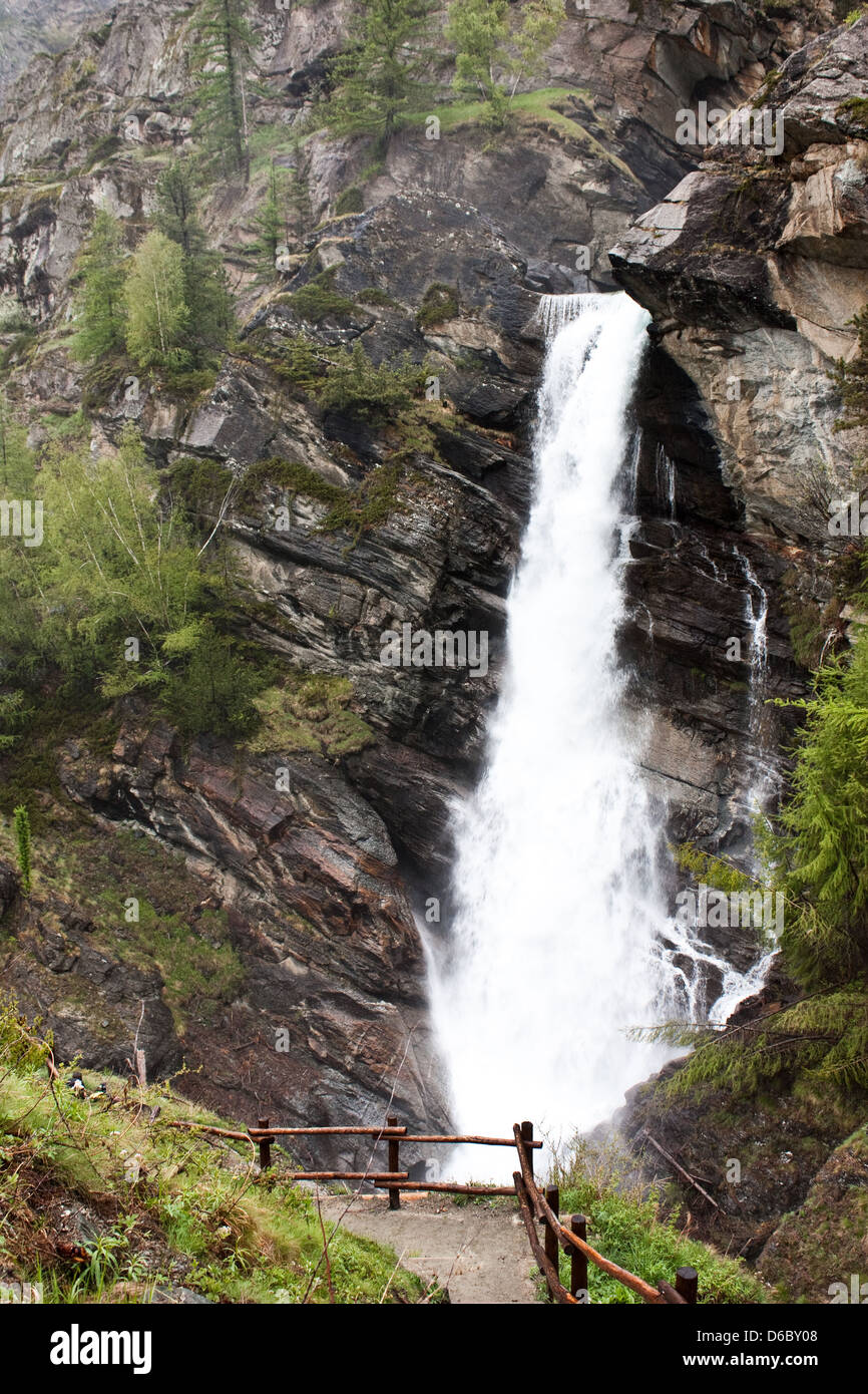 Alpine waterfalls hi-res stock photography and images - Alamy