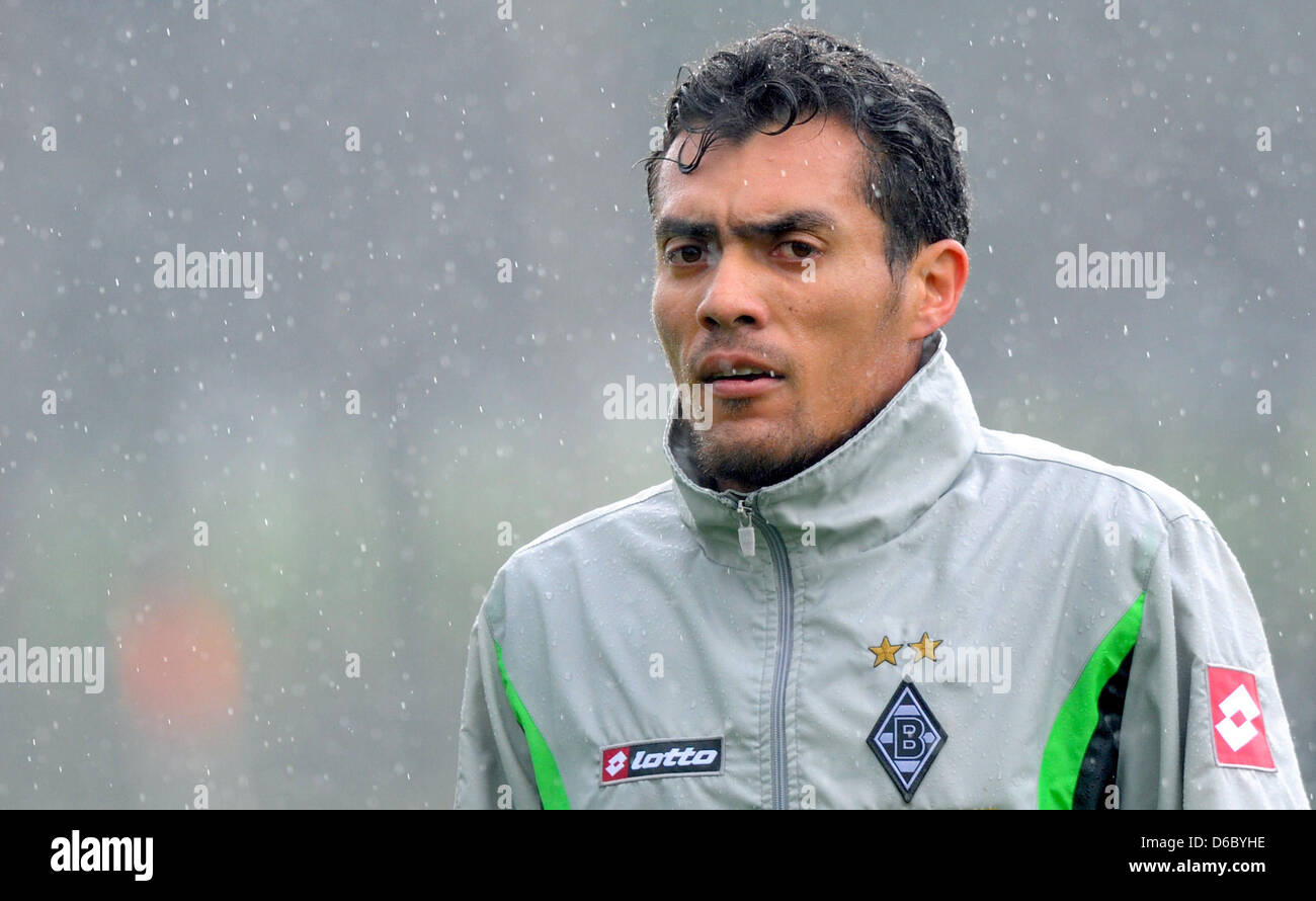 Player of the Bundesliga club Borussia Moenchengladbach, Juan Arango ...