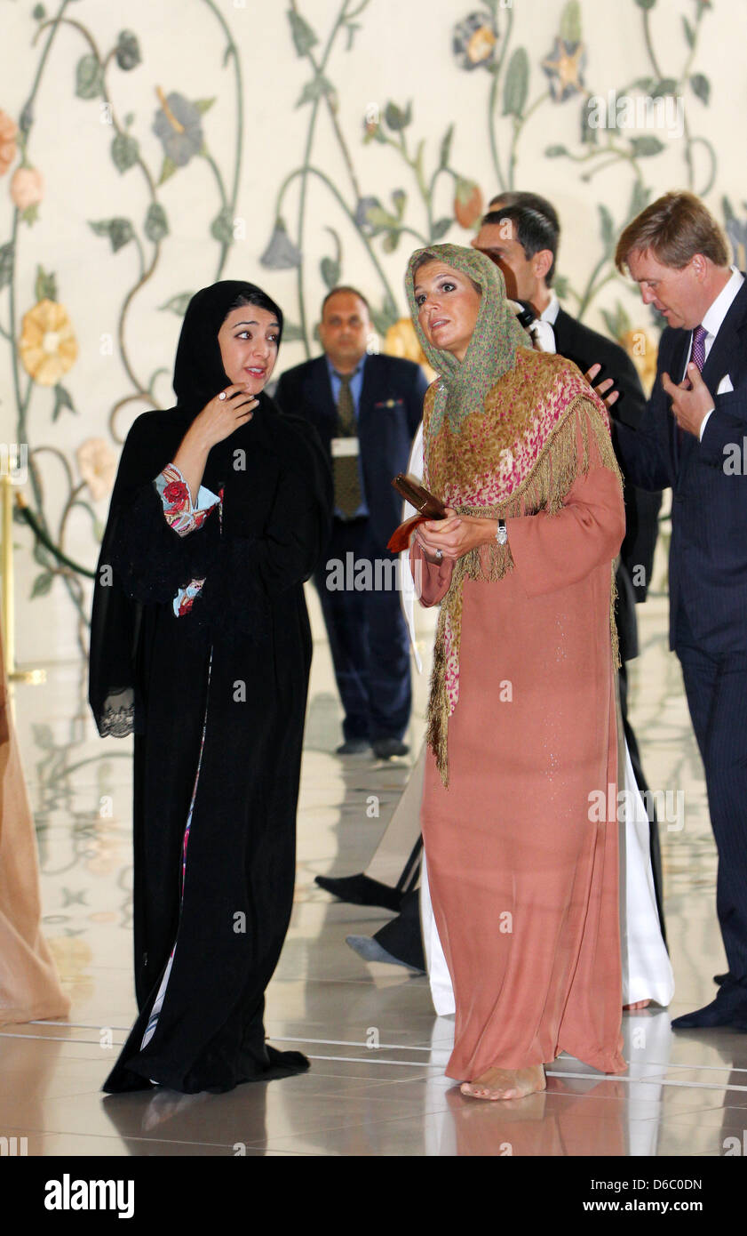 Princess Maxima of the Netherlands visiting the Sheikh Al Zayed Mosque ...