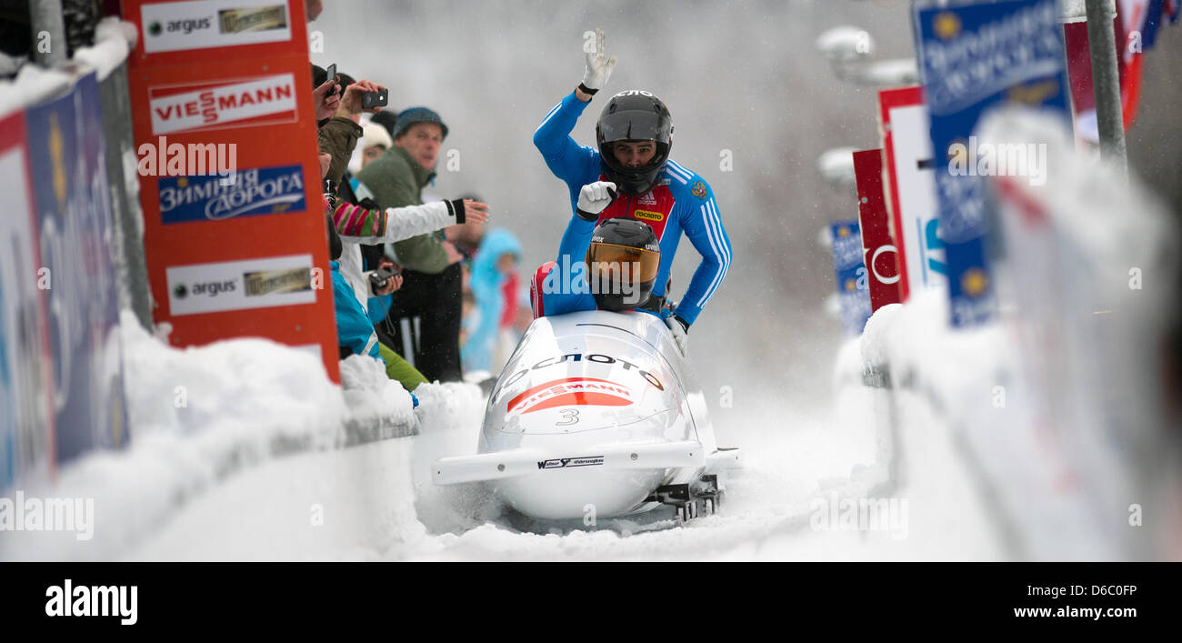 Bob pilot Alexandr Zubkov and his pushers Filipp Yegorov, Dmitry ...