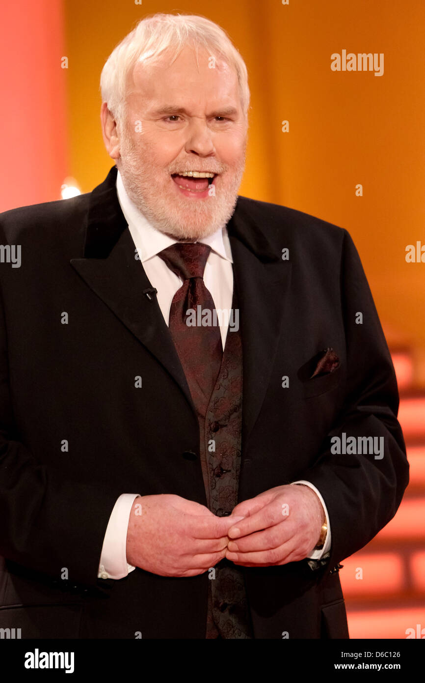 TV host Gunther Emmerlich presents the 'Crown of the Folk Music ...