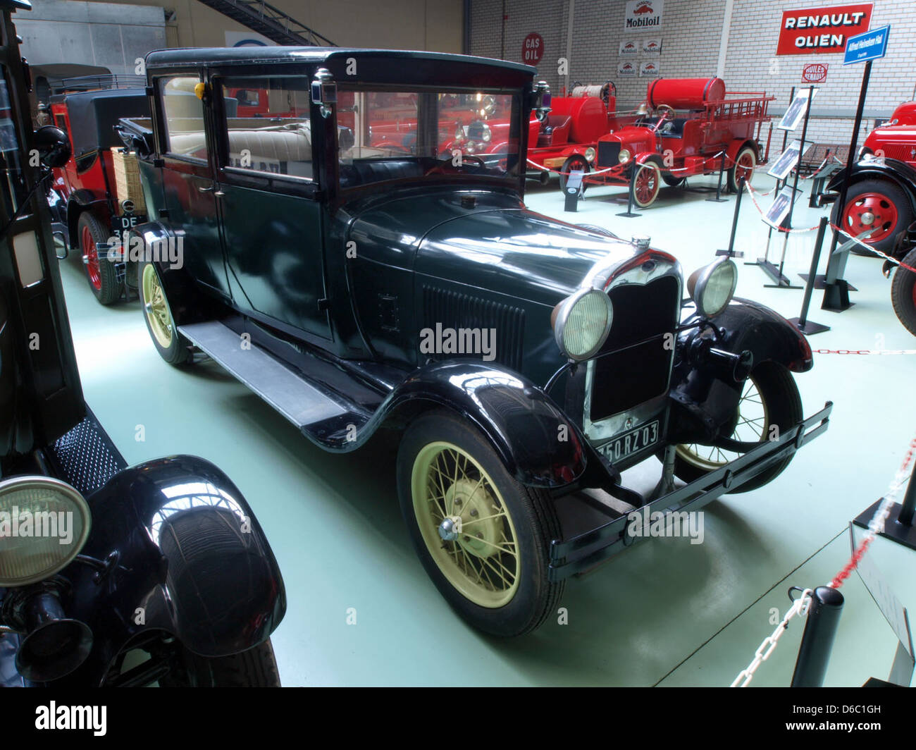 The 1929 Ford Model A Landaulette is a luxury car known for its open ...