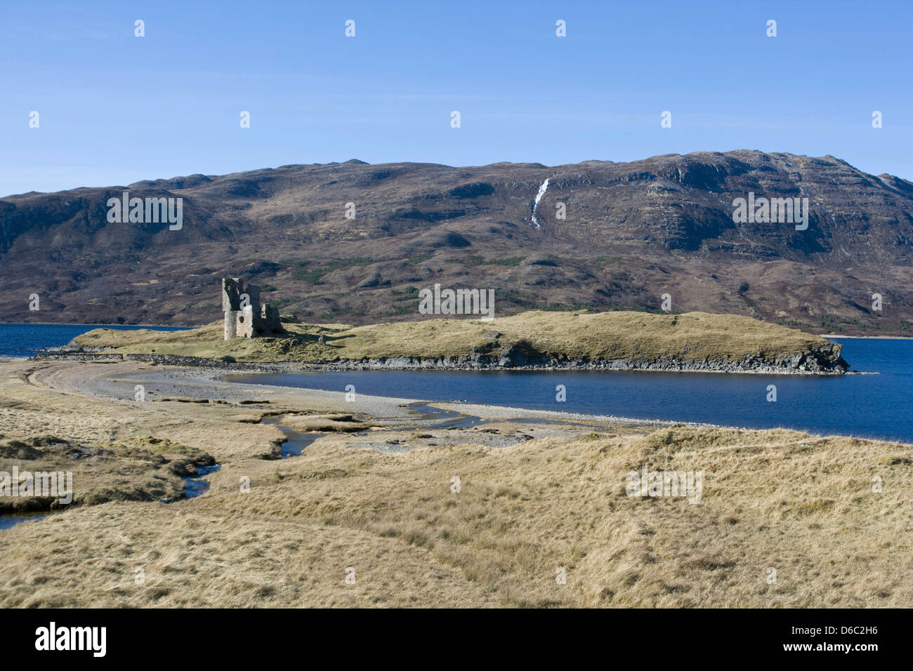 Ardvreck castle on Loch Assynt Sutherland, Scottish Highlands Stock ...