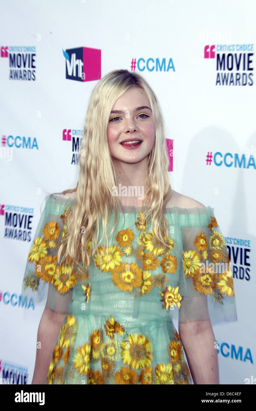 Actress Elle Fanning arrives at the 17th Annual Critics' Choice Movie ...