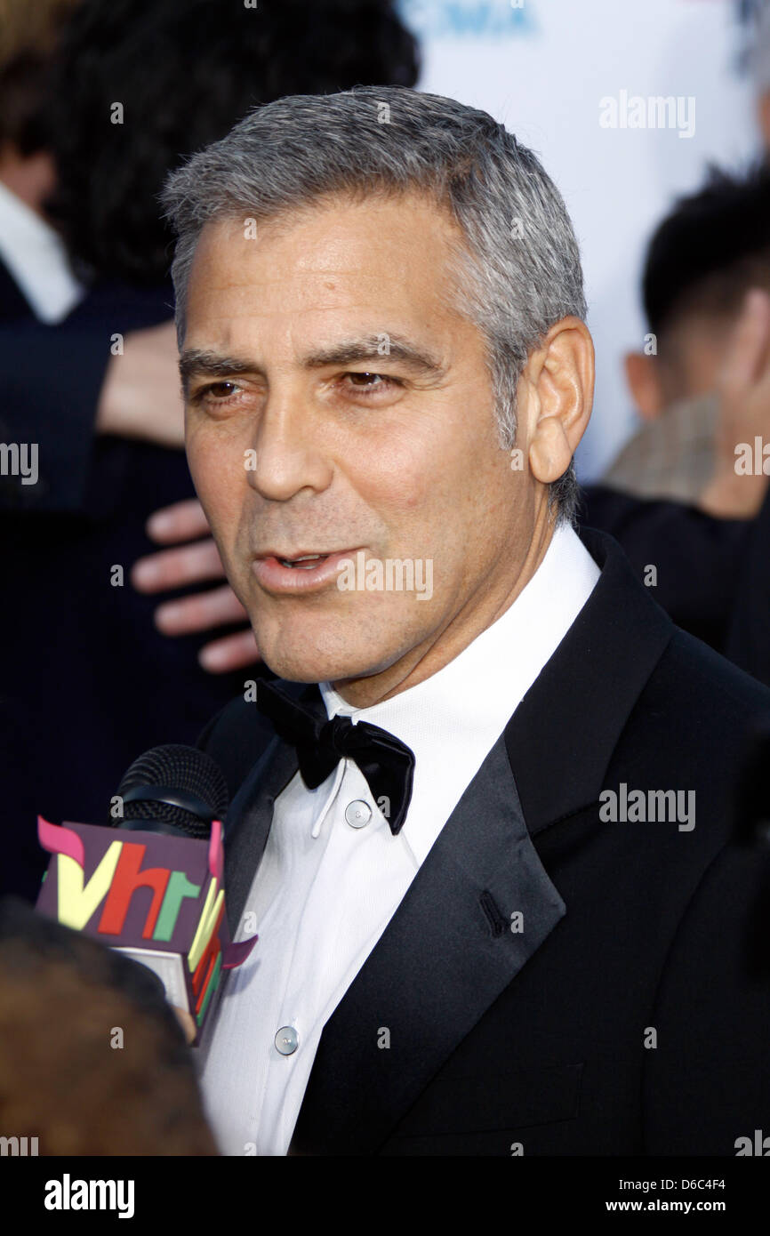 Actor George Clooney arrives at the 17th Annual Critics' Choice Movie ...