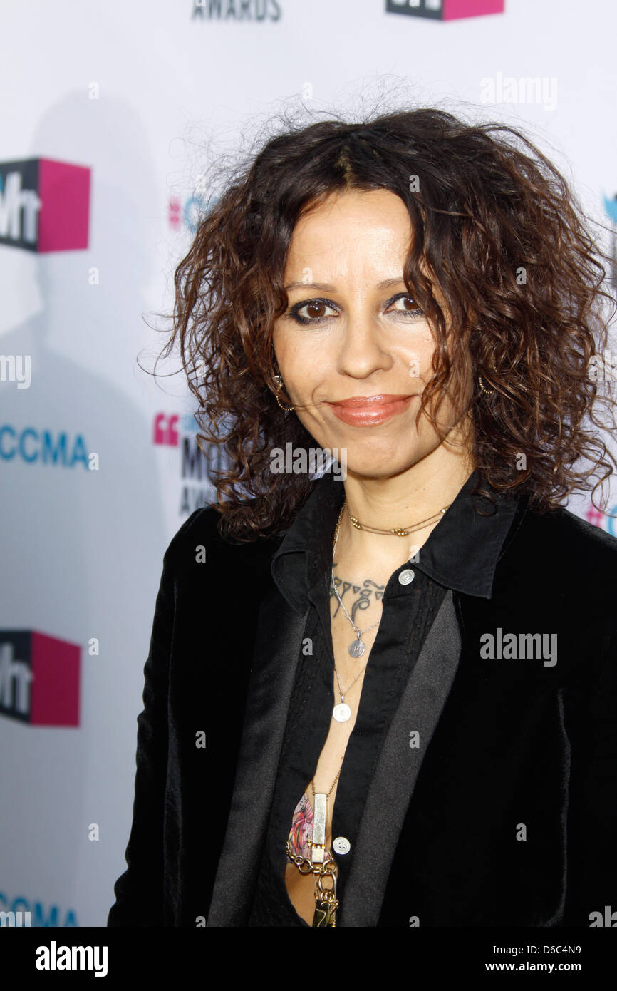 Linda perry hi-res stock photography and images - Alamy