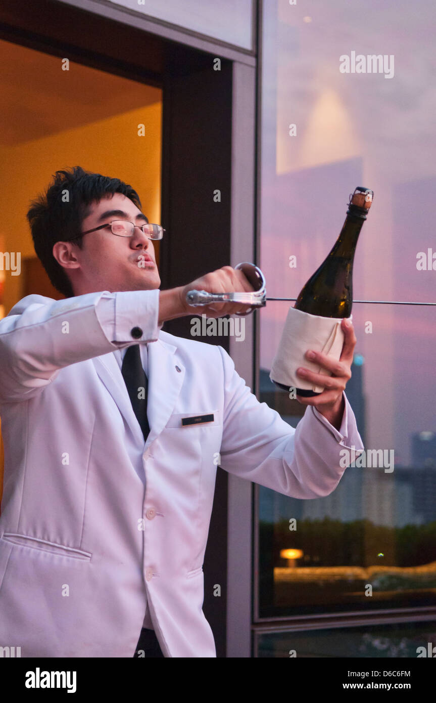 Champagne saber hi-res stock photography and images - Alamy