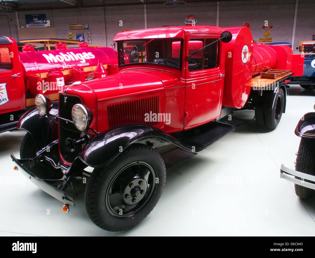 1933 Ford BB18 Texaco Tanker pic6 Stock Photo - Alamy