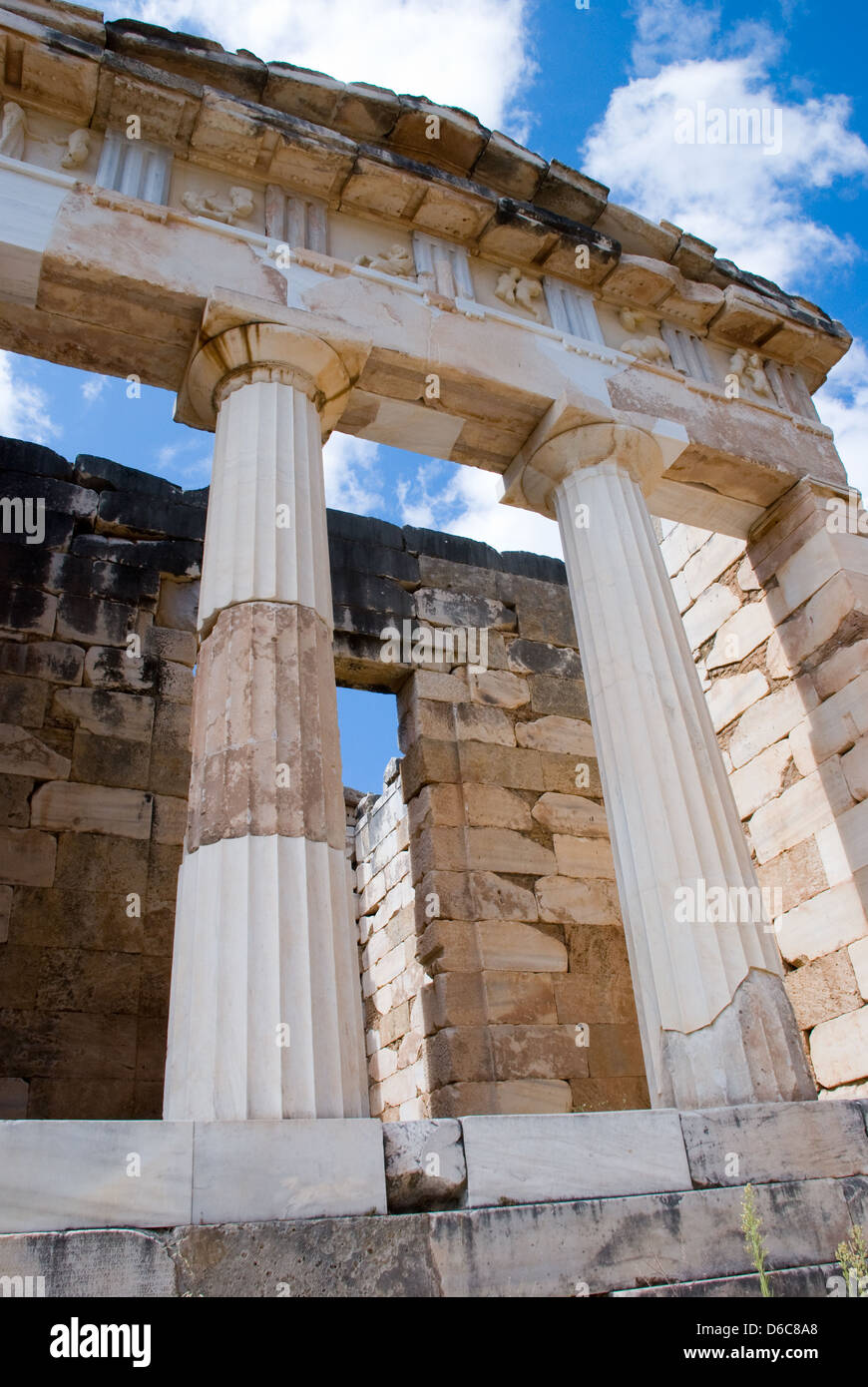 Round greek temple hi-res stock photography and images - Alamy