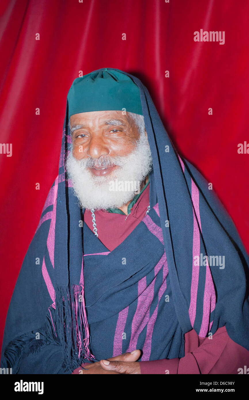Holy Trinity Cathedral (Kiddist Selassie), Orthodox priest, Addis Ababa ...