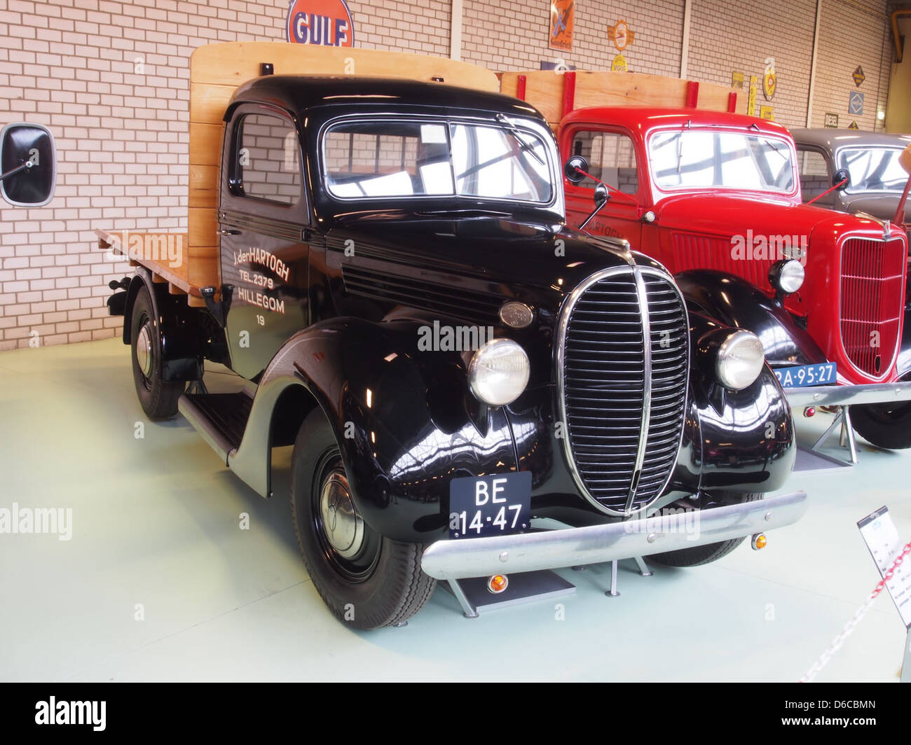 The 1939 Ford 81-91Y is a vintage American car from the late 1930s. It ...
