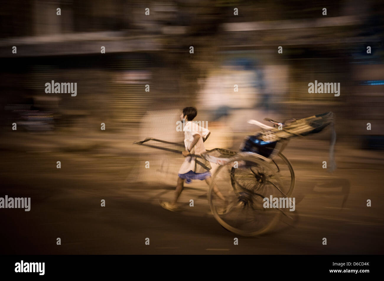 Riksha hi-res stock photography and images - Alamy