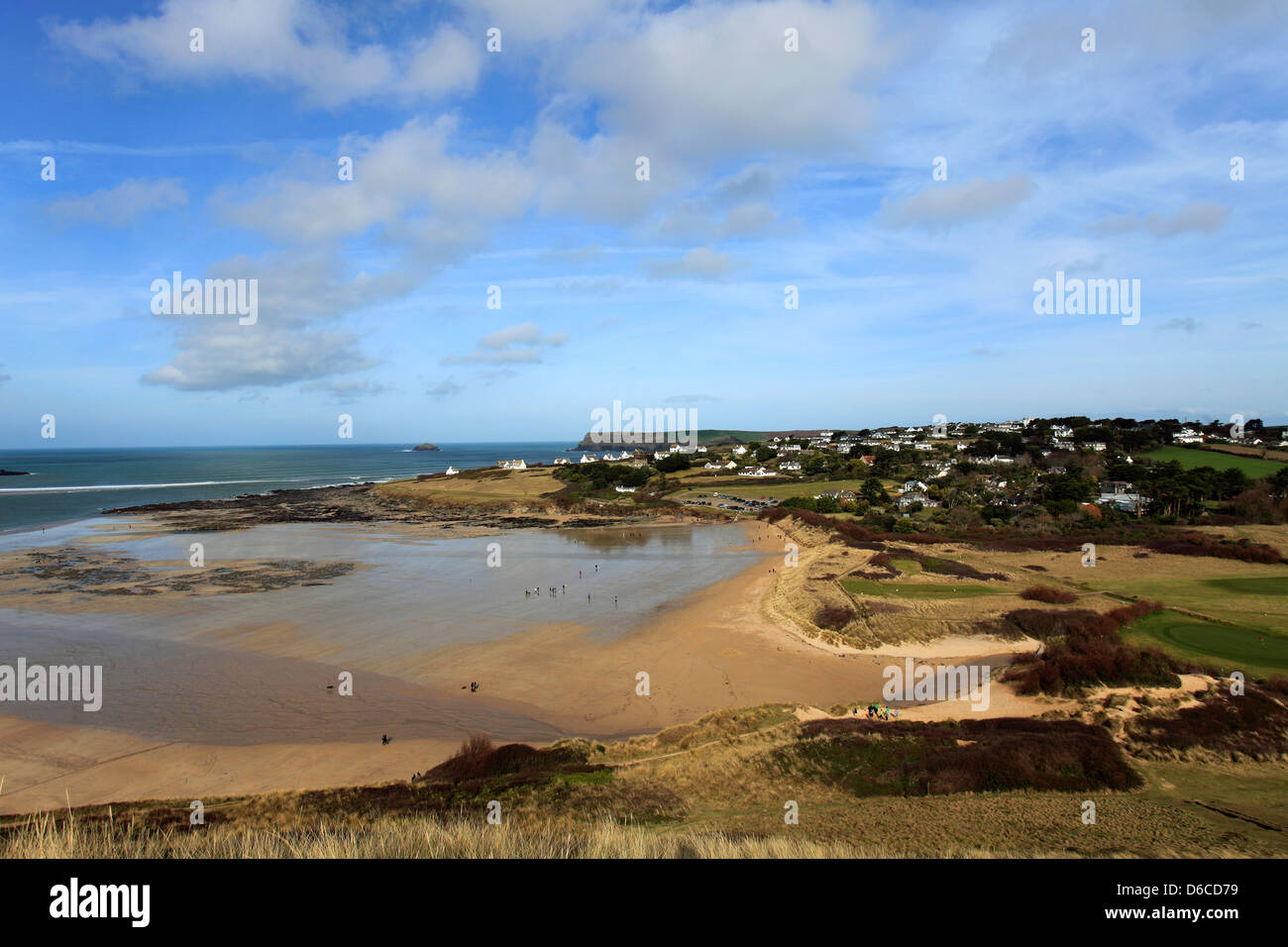 Rugged shoreline, Padstow Bay, Padstow town, Cornwall County, England ...