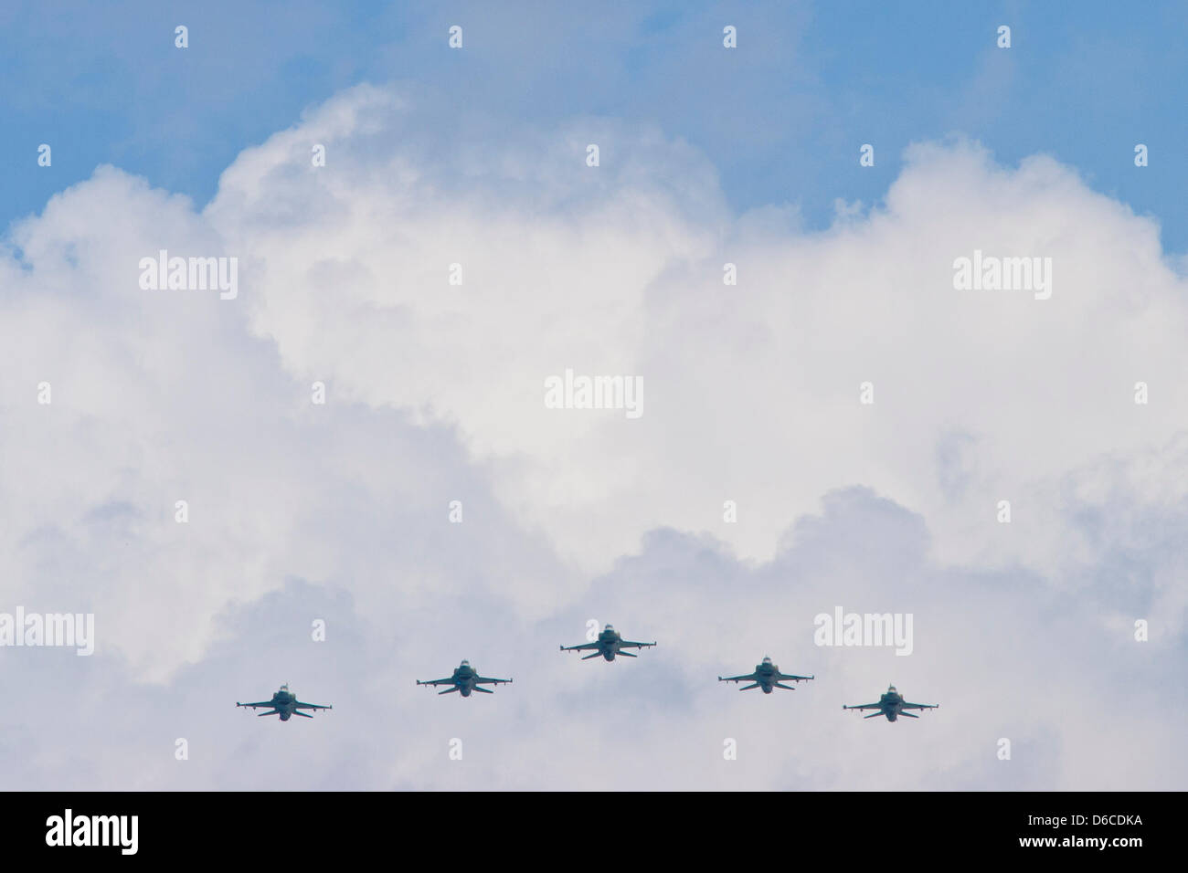 F16 israel hi-res stock photography and images - Alamy