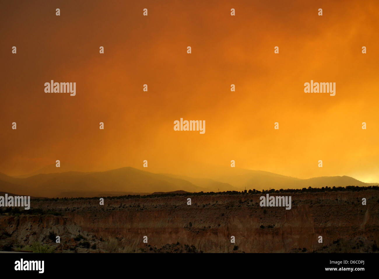 The 2011 Los Alamos wildfire, which occurred on June 27, impacted the ...