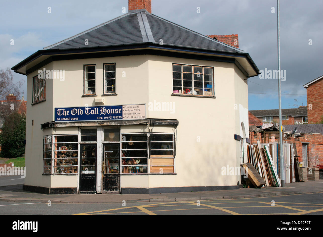Toll House circa 1750 Worcester Worcestershire England UK Stock Photo ...
