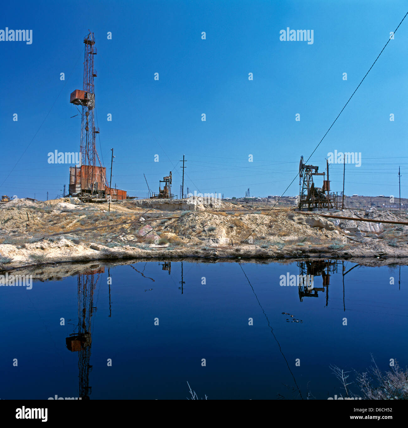 Apsheron peninsular hi-res stock photography and images - Alamy