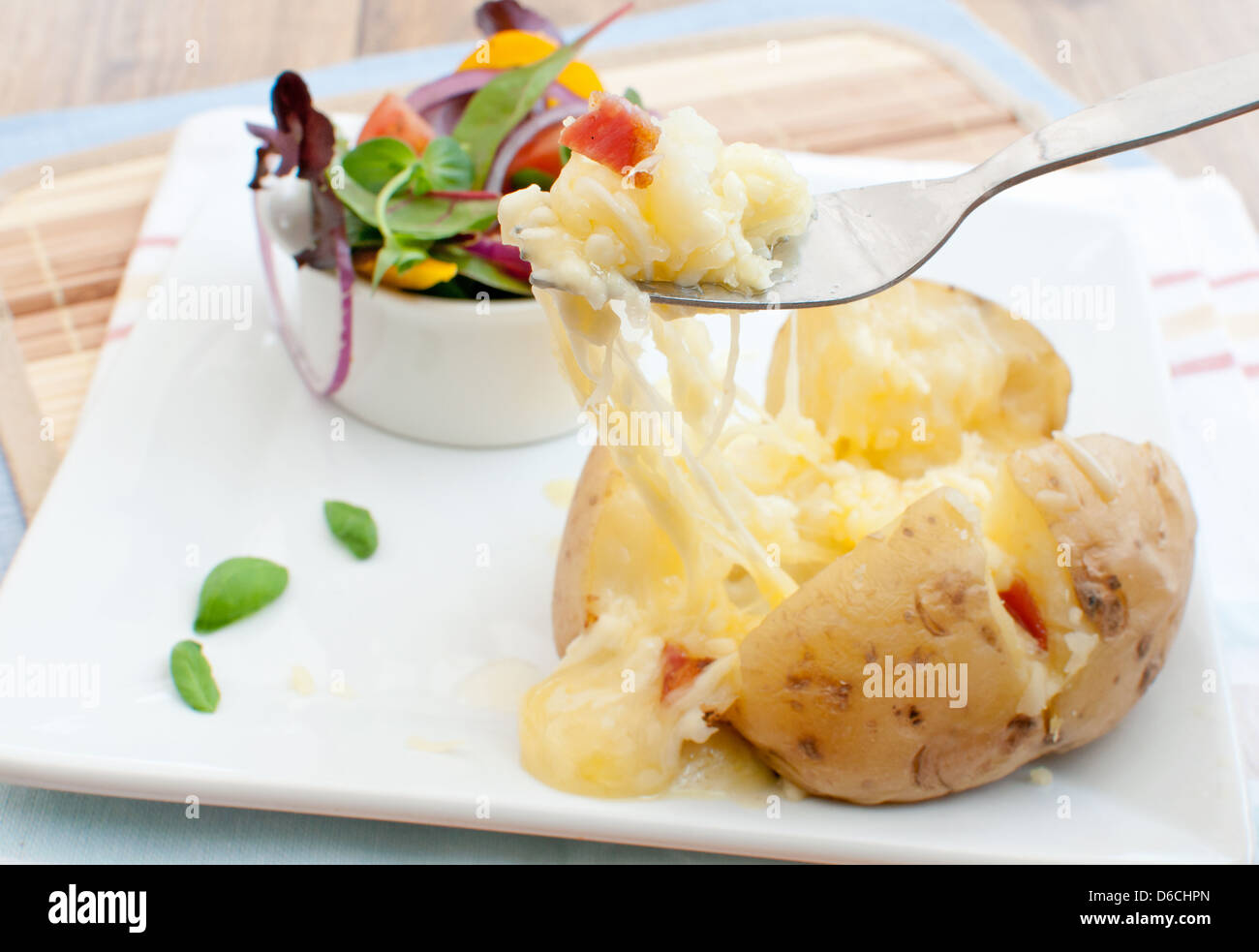 Jacket potato cheese hi-res stock photography and images - Alamy