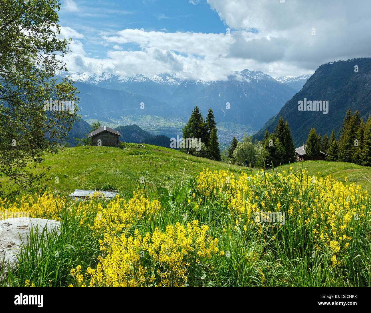Barn on mountain slope hi-res stock photography and images - Alamy