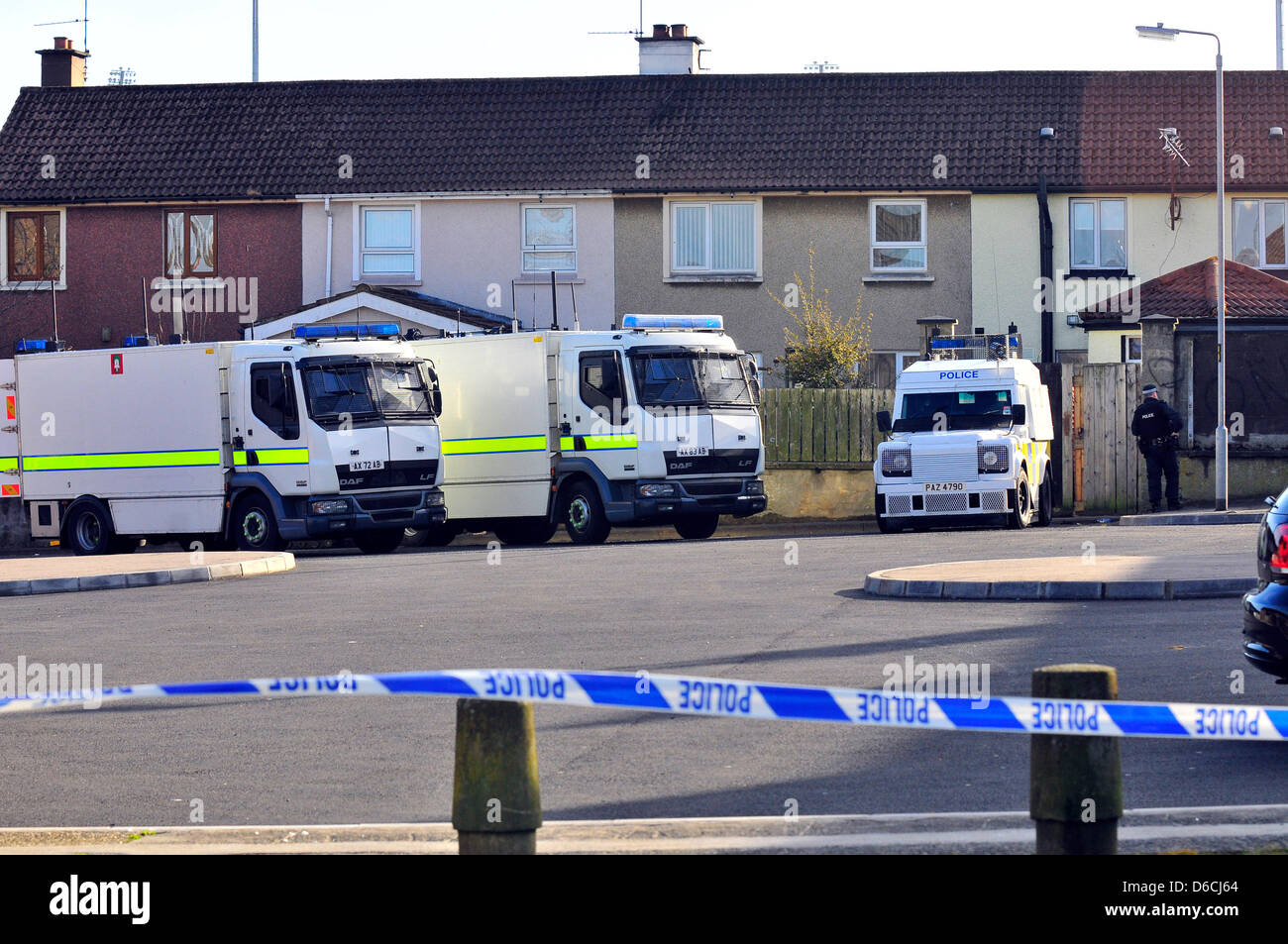 Londonderry, Northern Ireland. 16th April, 2013. British Army bomb ...
