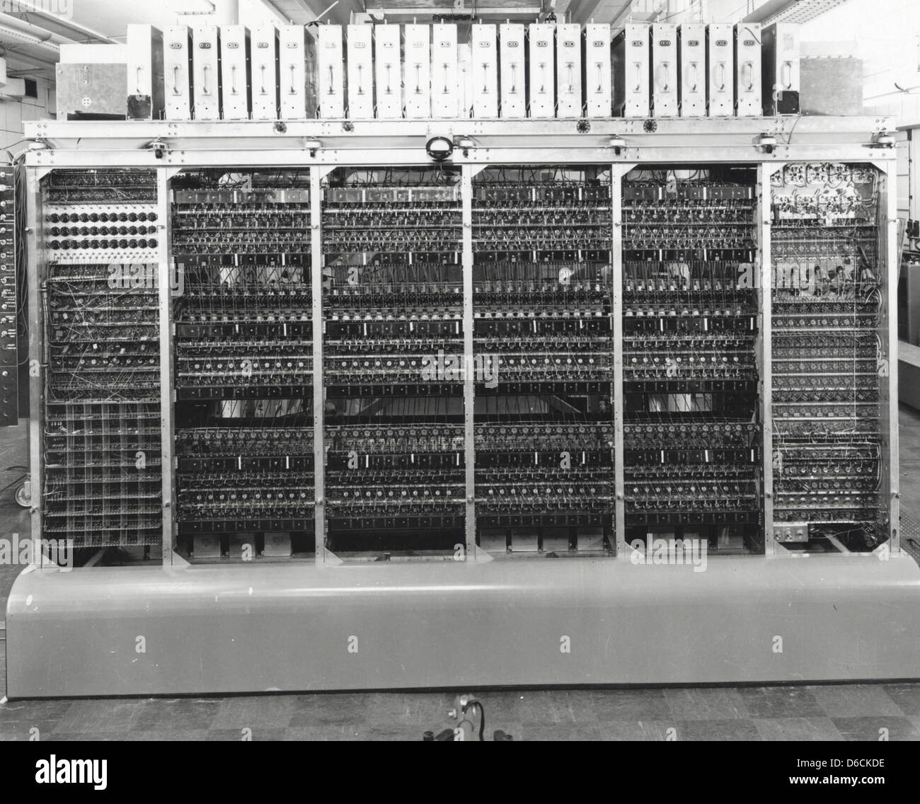 Cold war military computers hi-res stock photography and images - Alamy