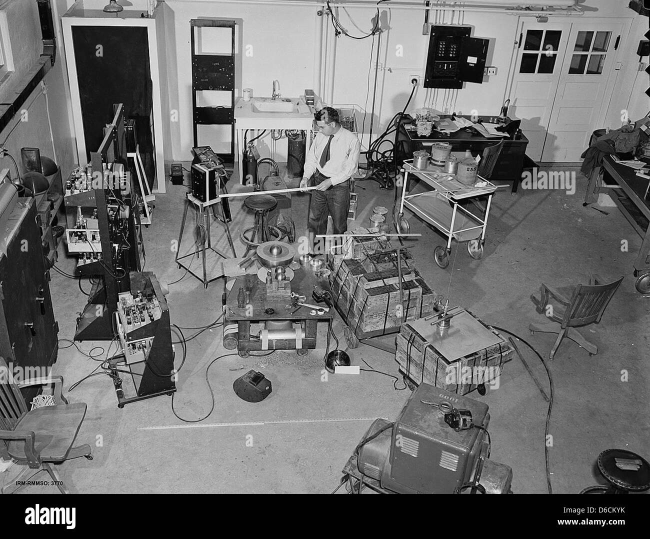 The Slotin accident mockup-8 image at Los Alamos National Laboratory ...