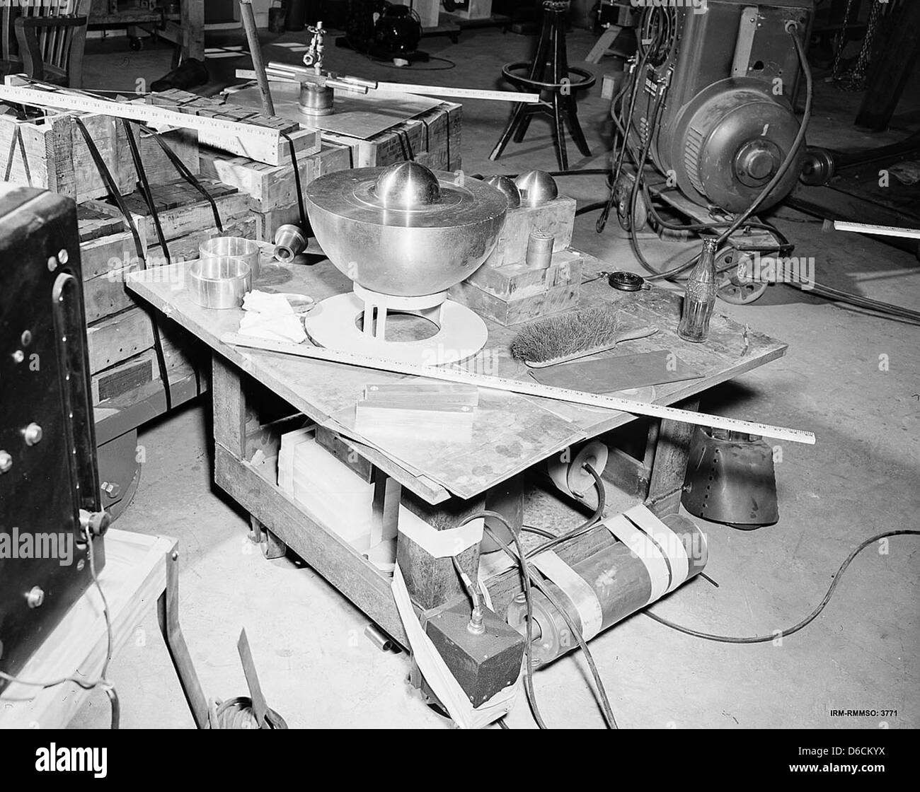 Accident testing Black and White Stock Photos & Images - Alamy