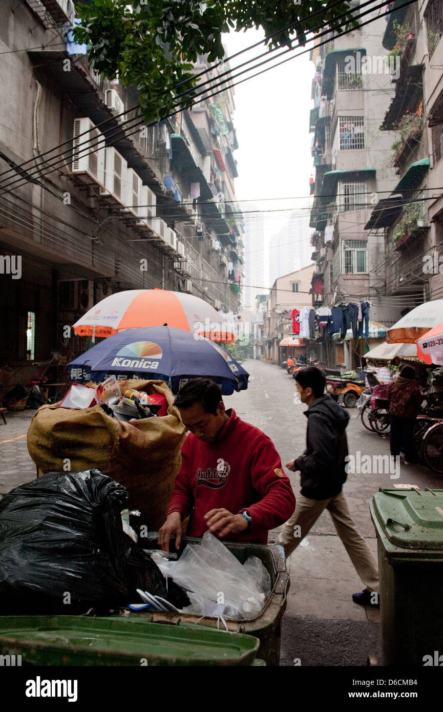 See through can hi-res stock photography and images - Alamy